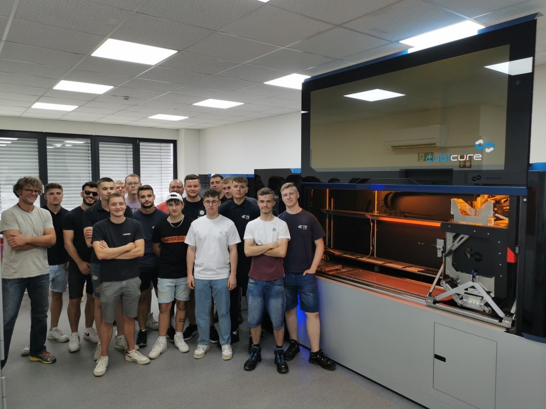 Werkzeugmechanikern auf Exkursion zur Weisser Spulenkörper GmbH & Co ...